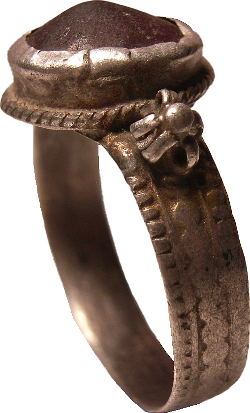 Roman silver finger ring with glass inlay and decoration Antique ...