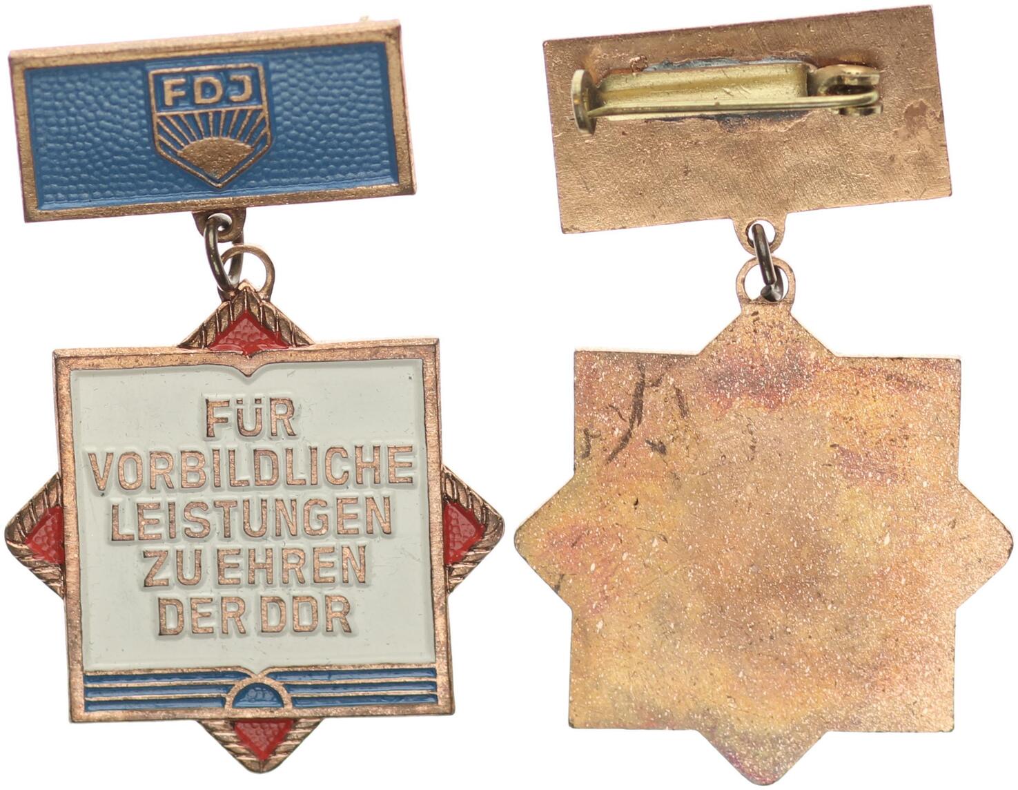 Abzeichen FDJ Für vorbildliche Leistungen zu Ehren der DDR im Etui ...
