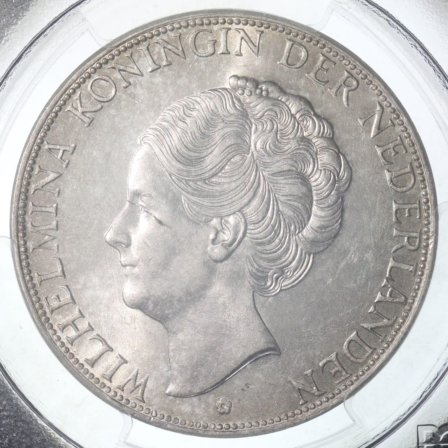 Netherlands 2½ Gulden grof haar 1933 Wilhelmina 2 1/2 gulden of rijksdaalder PCGS MS62 | MA-Shops